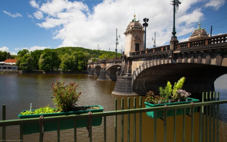 Brücke der Legionen (Most Legií) - PRAG BESUCHEN