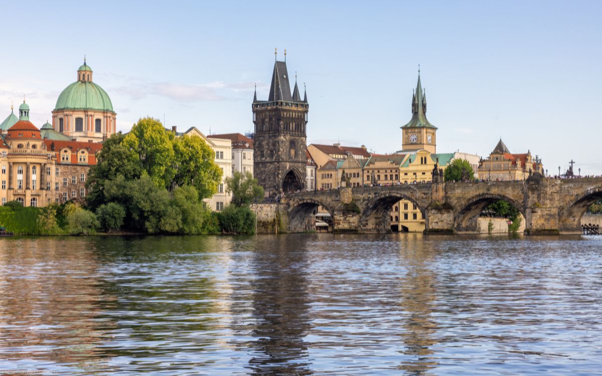 Nach Prag mit dem Kreuzfahrtschiff – Entspannte Flussreise auf Elbe und ...