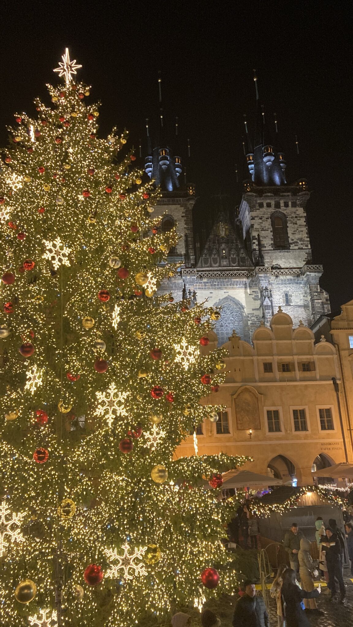 Weihnachtsmarkt auf dem Altstädter Ring - PRAG BESUCHEN